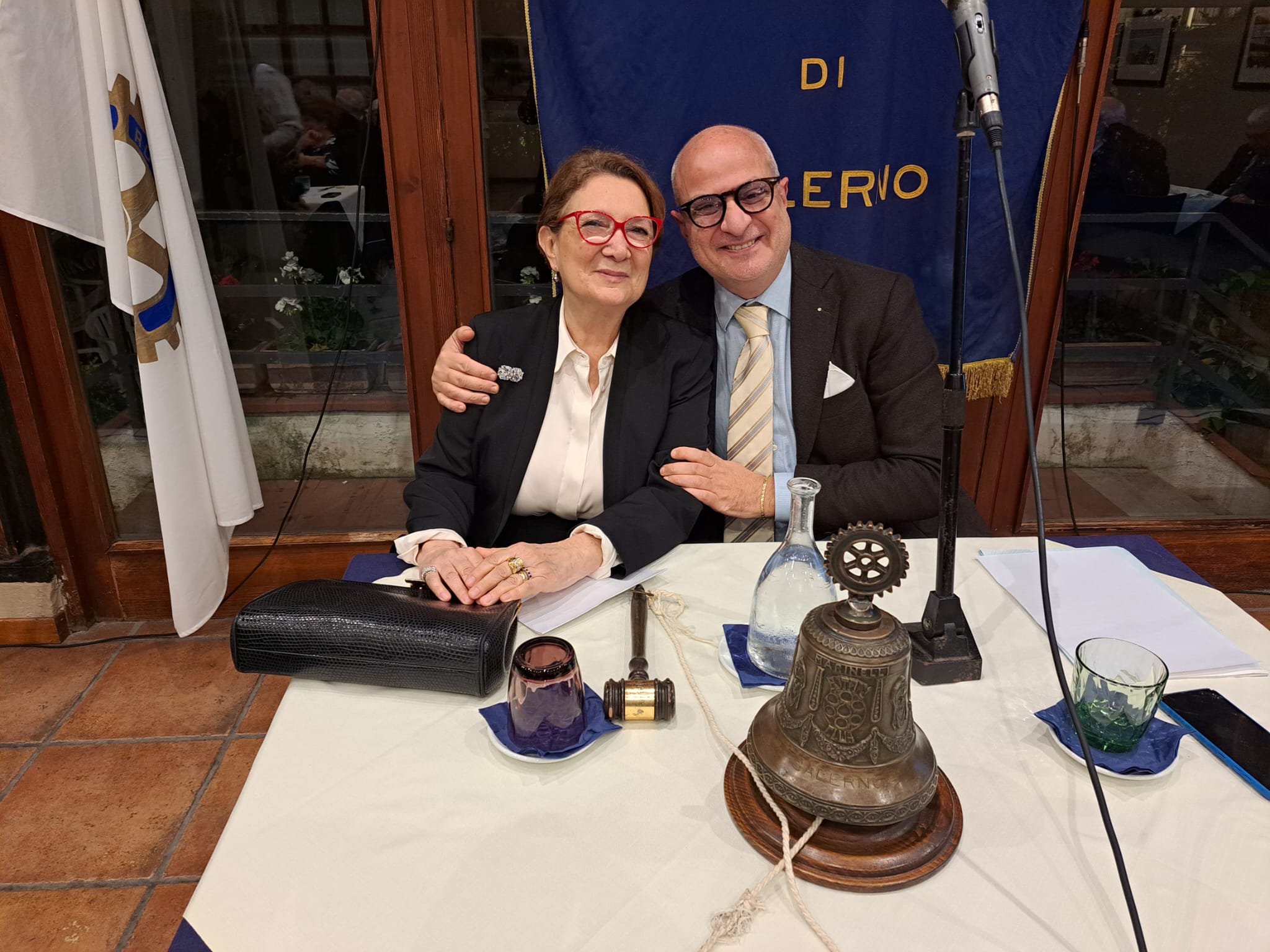 laurenzi e ardito abbracciati — Gazzetta di Salerno, il quotidiano on line di Salerno