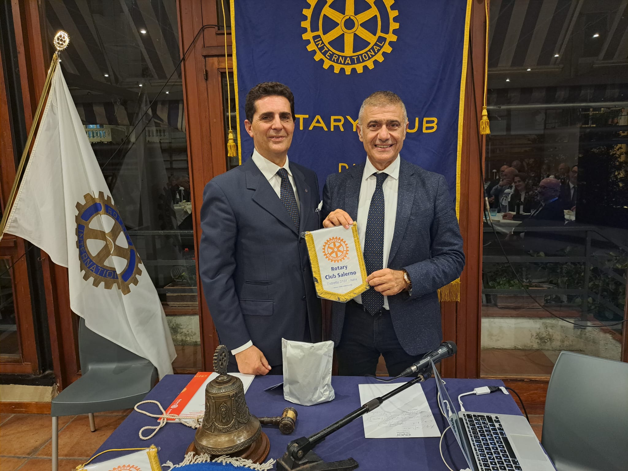 UMBERTO MARIA CIOFFI E ALFONSO PECORARO SCANIO — Gazzetta di Salerno